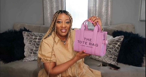 MARC JACOBS THE TOTE BAG